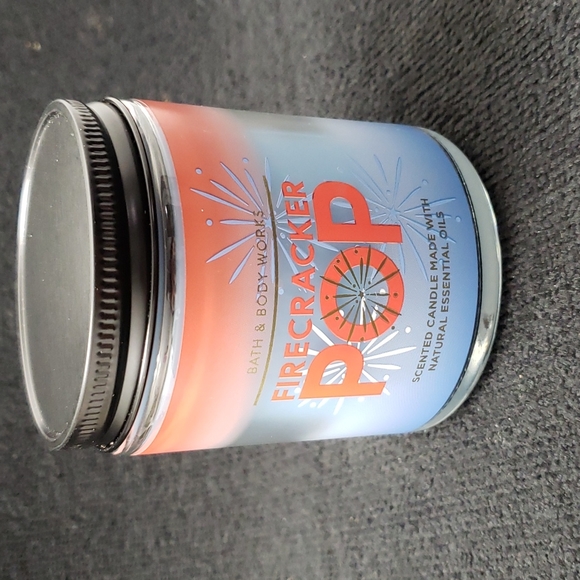 Bath & Body Works | Accents | 325 Bath Body Works Firecracker Pop Wick ...